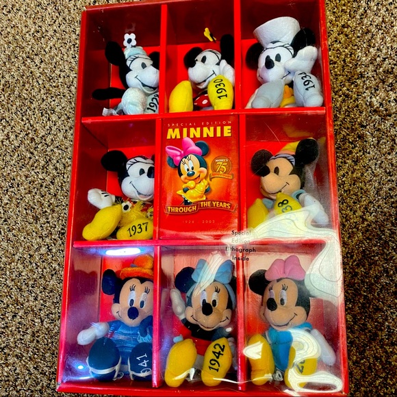 Disney | Other | Disney 75th Anniversary Minnie Though The Years Minnie ...
